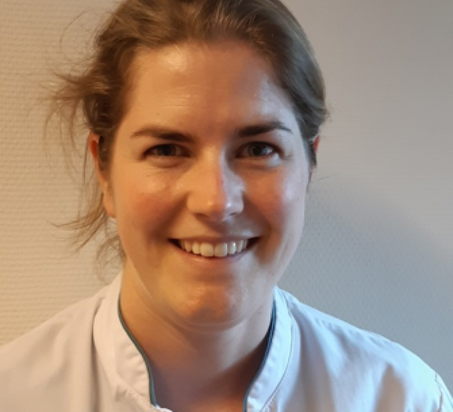 Mw. drs. A.J. Kouwenberg - Kaakchirurg | MKA groep